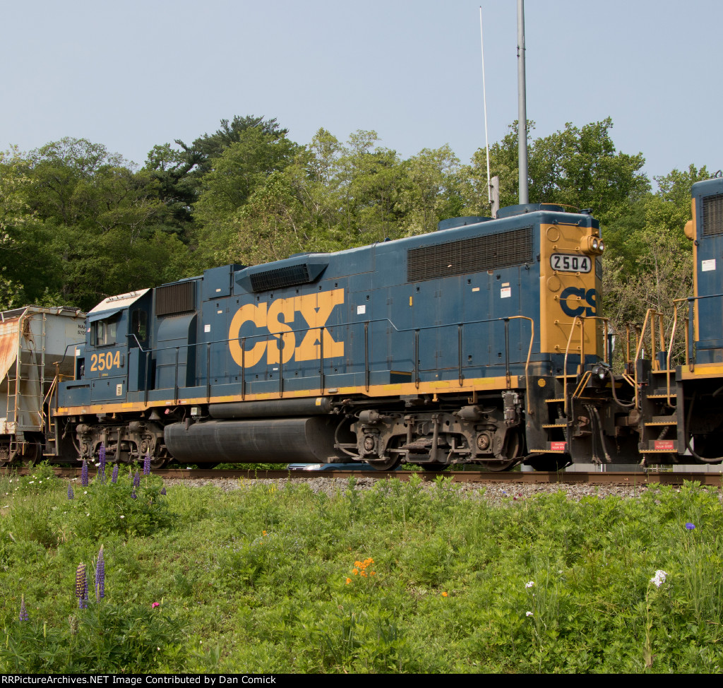 CSXT 2504